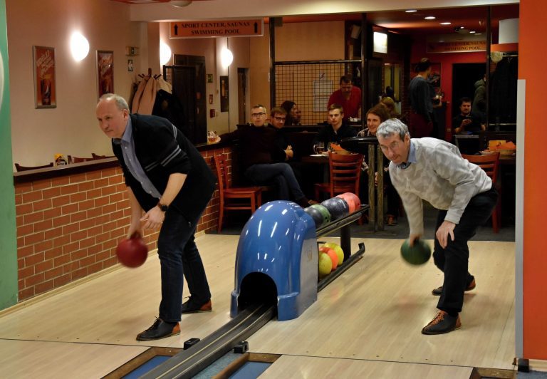 Corporate meeting, bowling and dinner - Digital Resources a.s.